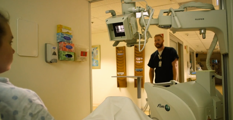 Portable Digital X-Ray Imaging Systems | Fujifilm Healthcare